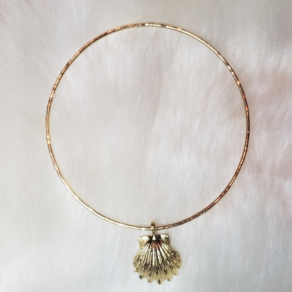 Jewelry | Seashell Gold Bangle Bracelet | Poshmark